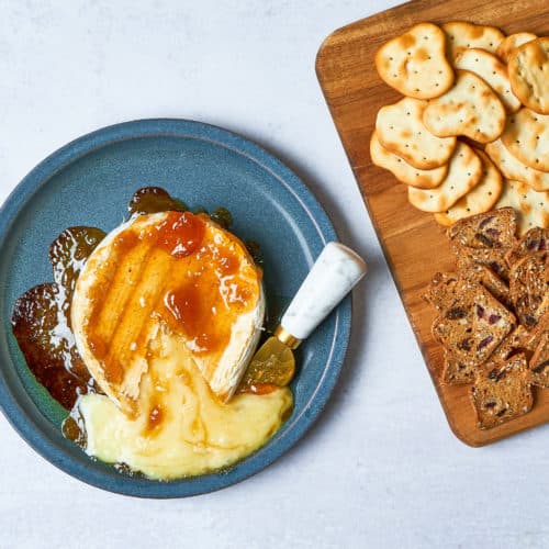 Mango Chutney Baked Brie - Sukhi's